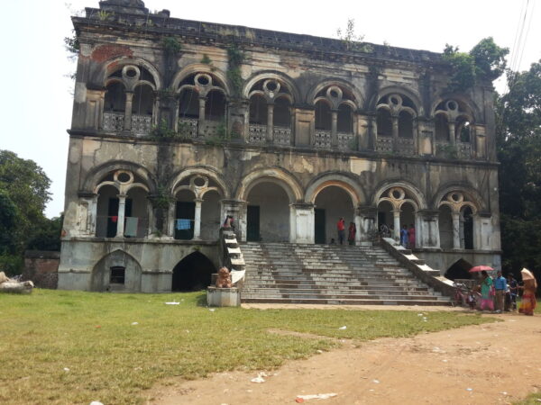 7 Best Places to Visit Near Kolkata Within 100 Kms